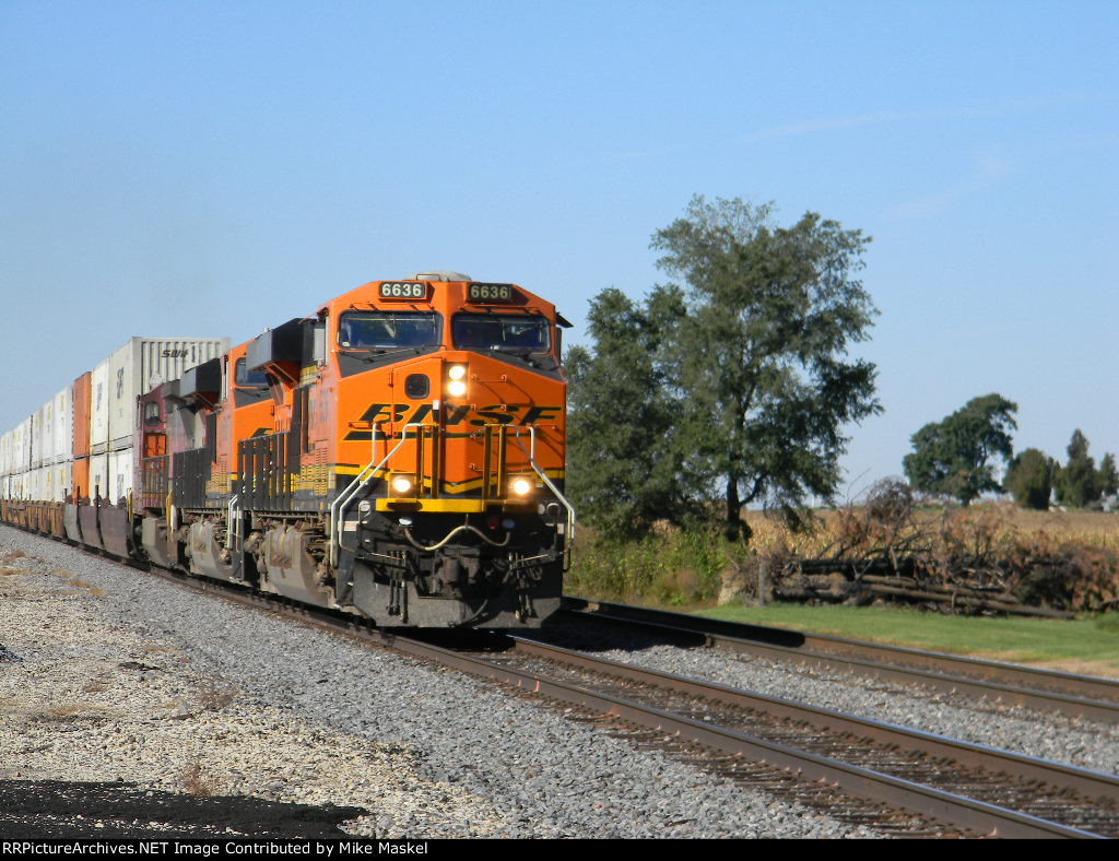 BNSF 6636